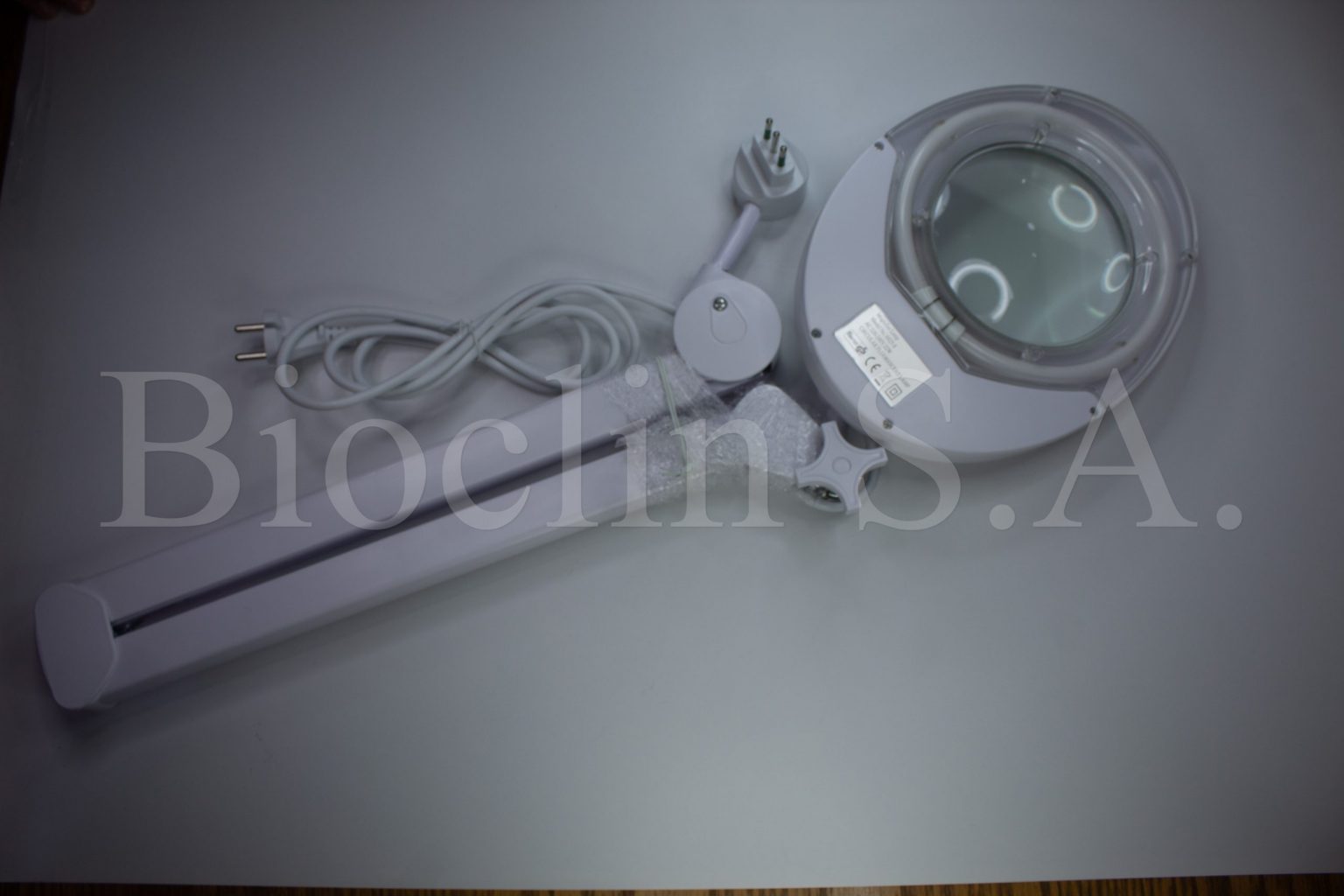Lupa con Luz para Inspección - Bioclin